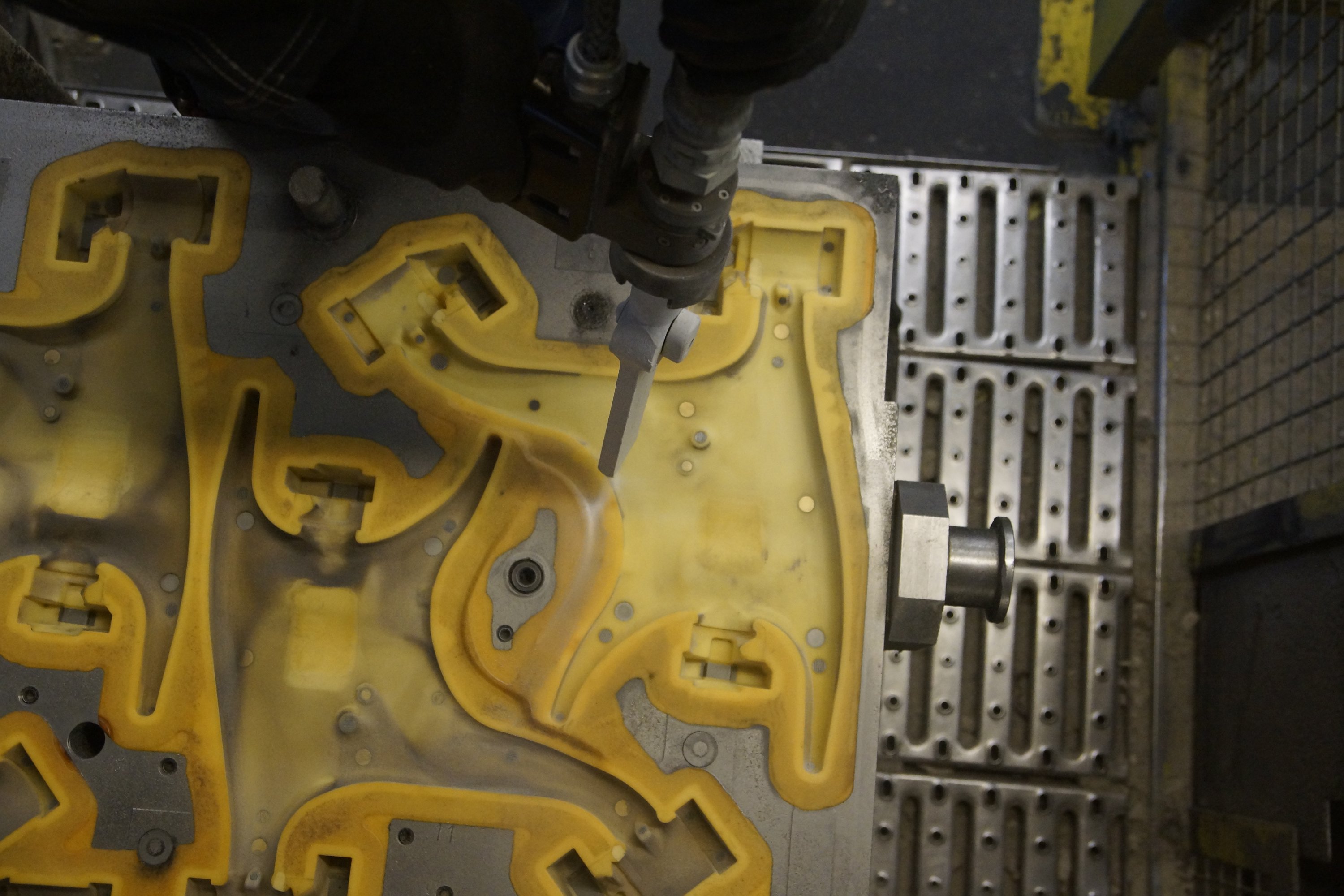 How a foundry cut cleaning time of core boxes by 60%