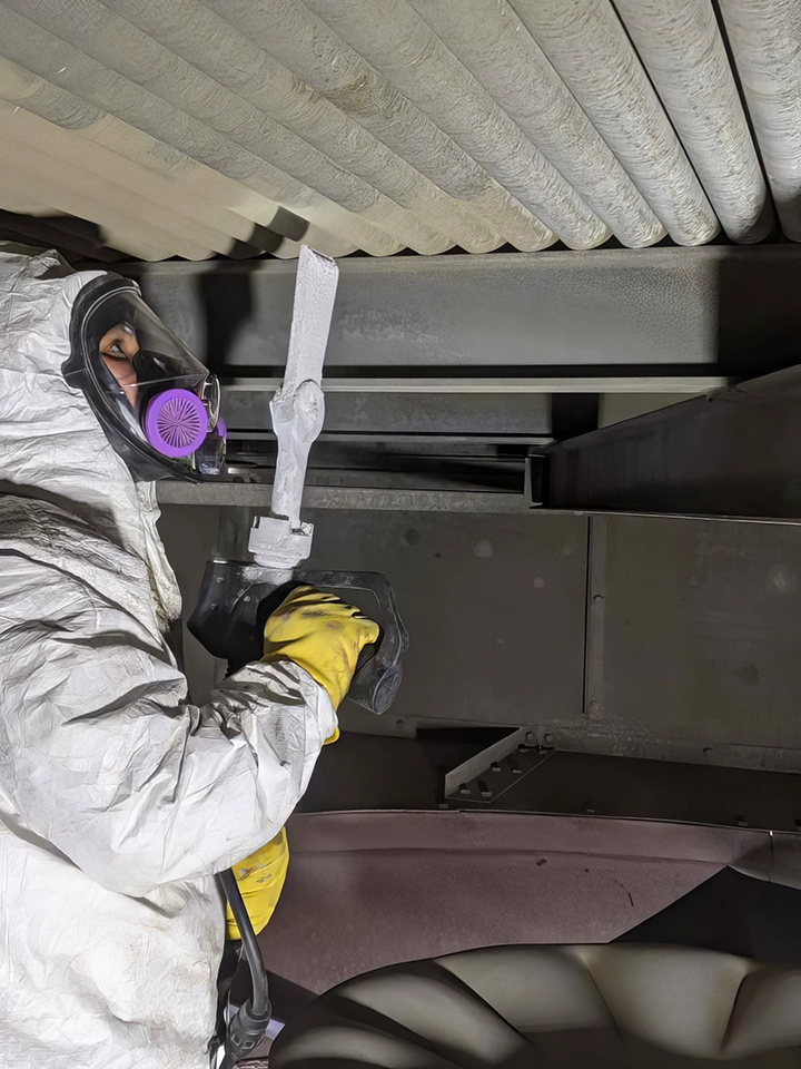What Can Dry Ice Blasting Clean in Oil and Gas?